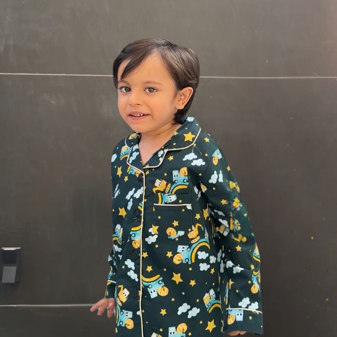 Truckload of Dreams Print Nightsuit – tuck and tots